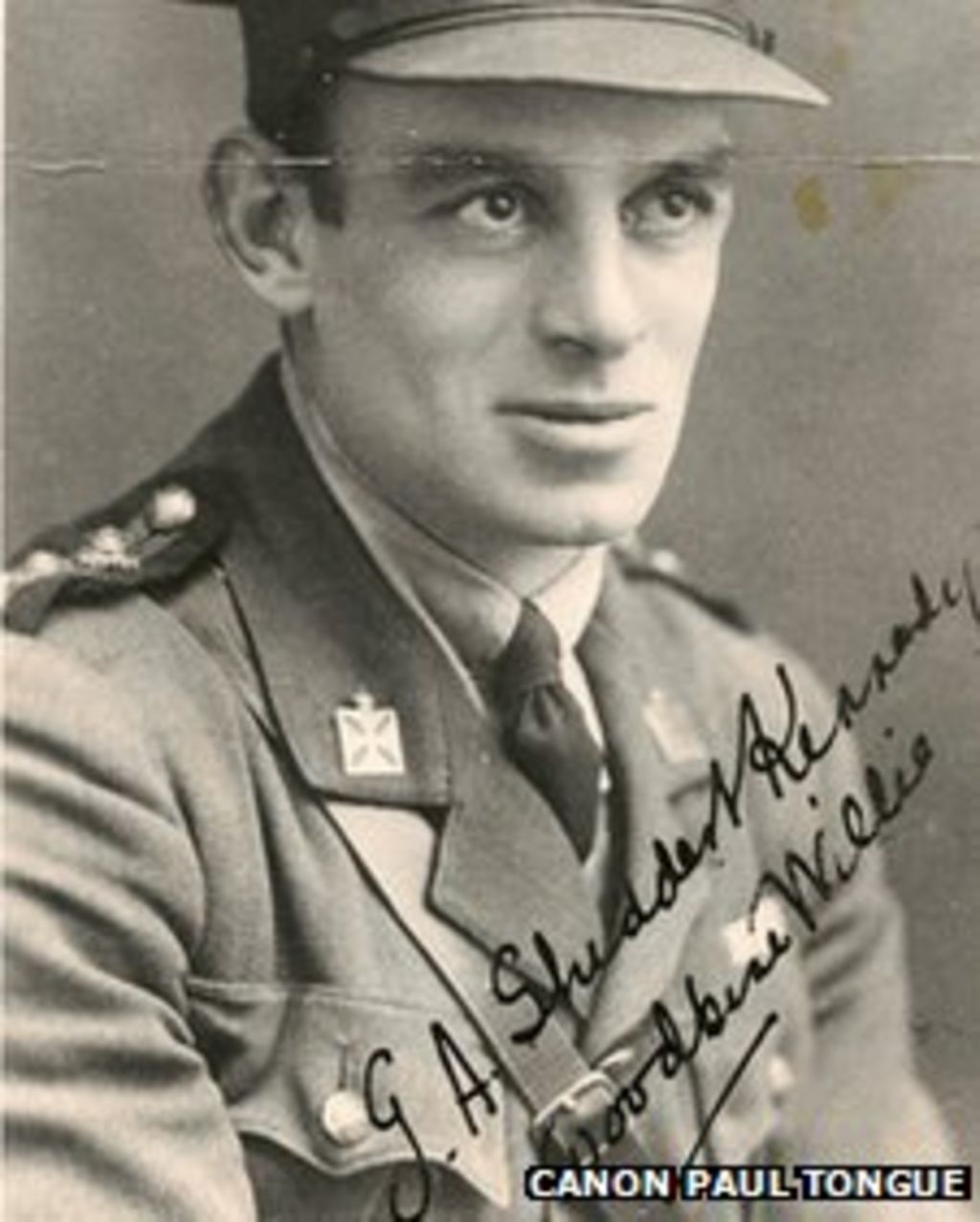 Woodbine Willie: Taking God and cigarettes to the frontline - BBC News