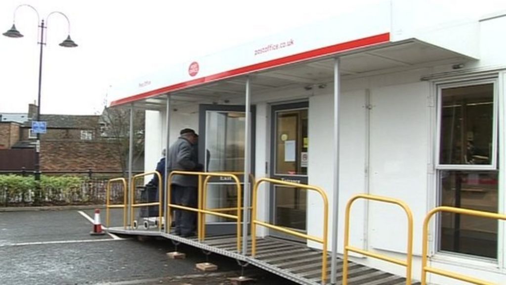 Post office opens in an Ely car park - BBC News