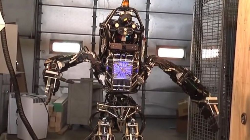 Disaster robots compete in Darpa's Florida challenges - BBC News