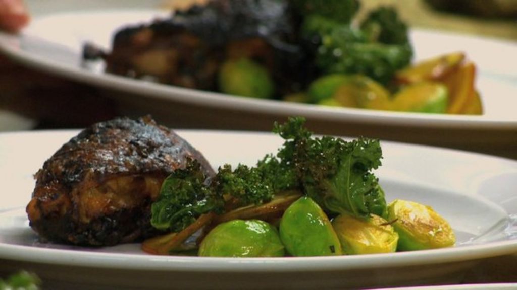 The restaurant that serves up rejected food - BBC News