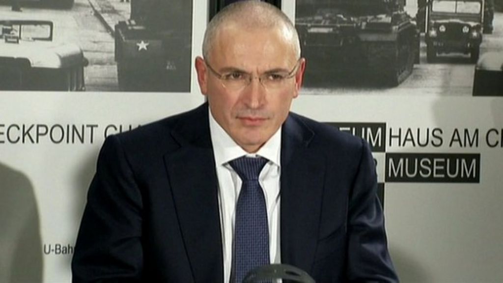 Khodorkovsky on Putin: 'They were humane about my family' - BBC News