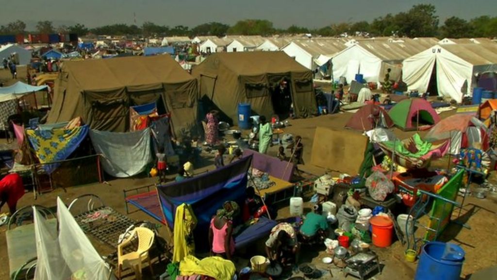 Life inside South Sudan's United Nations camp in Juba - BBC News