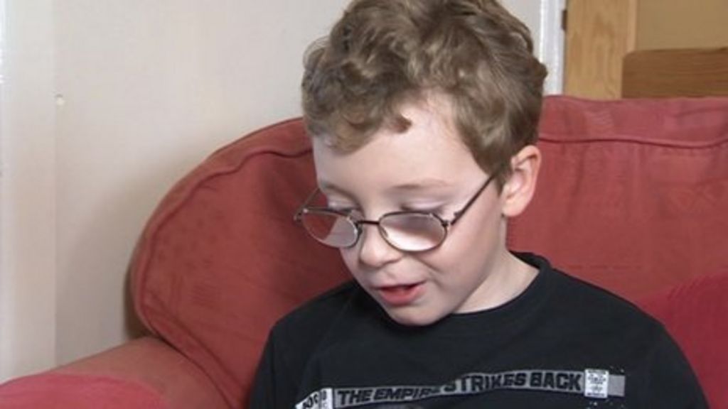 Elliot Gower family appeal scammed by websites - BBC News