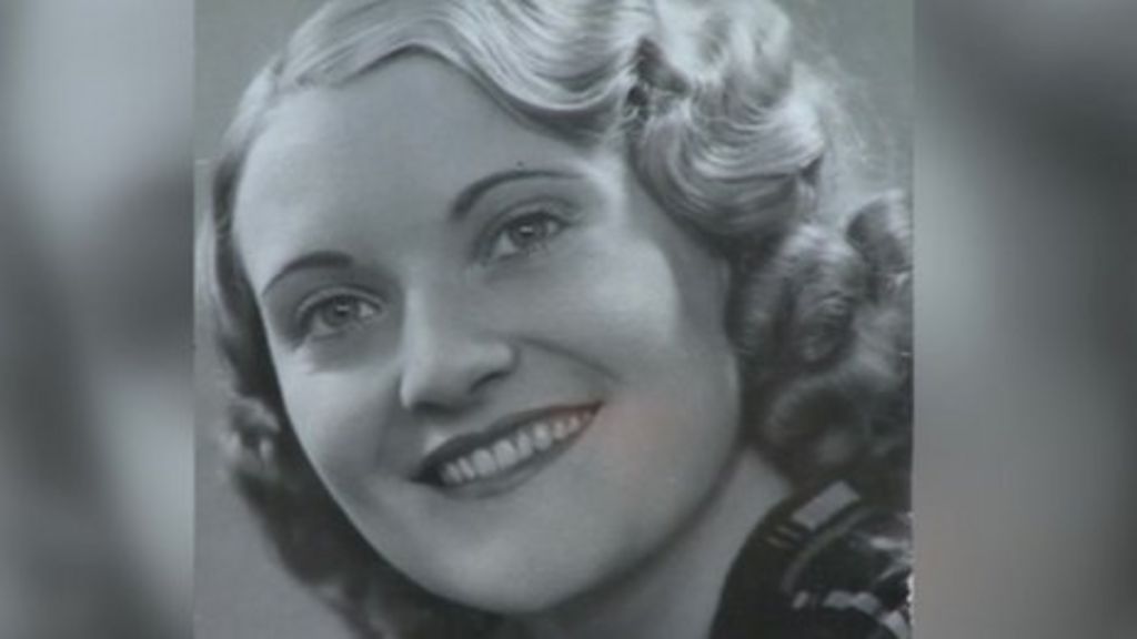 Singer Iris Clayton shares memories on 100th birthday - BBC News