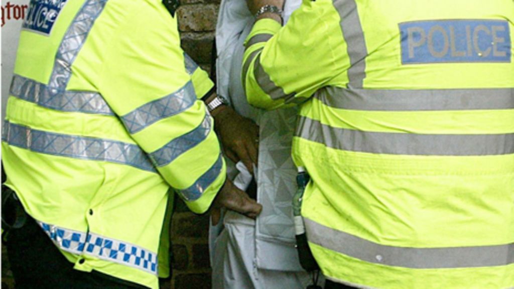 The uncomfortable issue of stop and search - BBC News