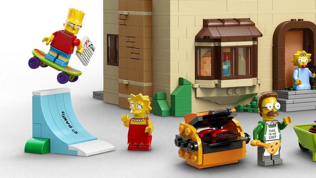 Lego confirms Simpsons construction set - BBC News