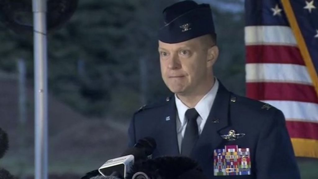 Helicopter crash: Tributes paid to US personnel - BBC News