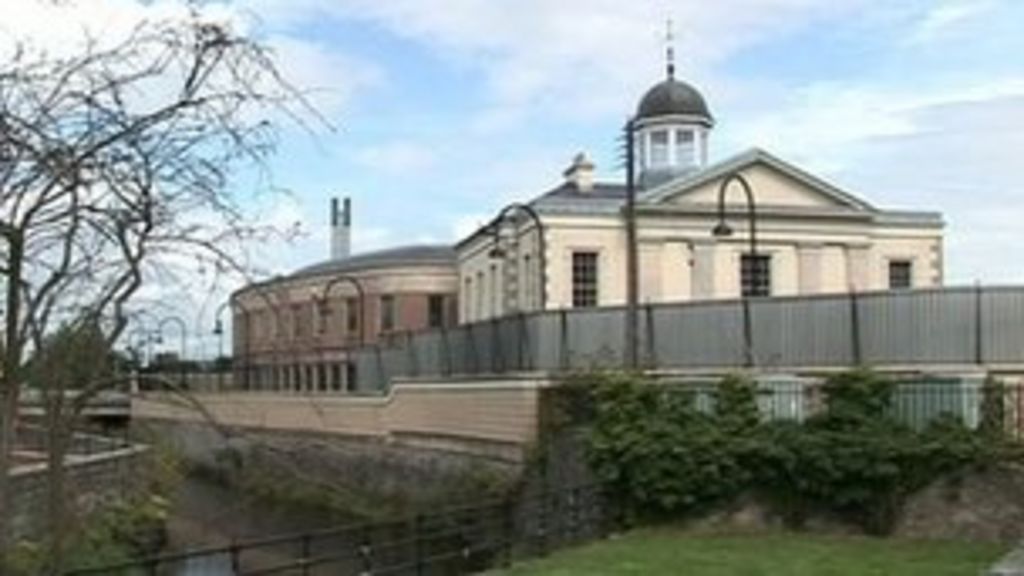 Anthony McKay in court over Warrenpoint attack - BBC News