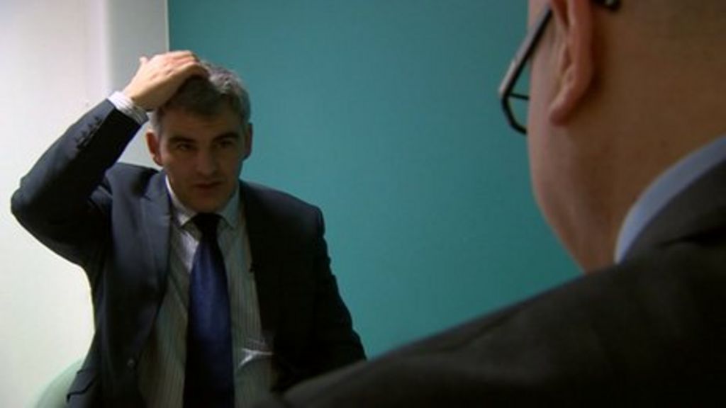 Tapping therapy helps patients with depression - BBC News