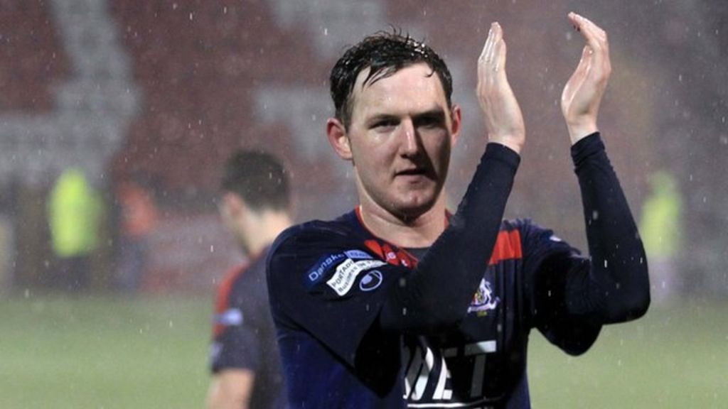 Twigg gives Ports win at Cliftonville - BBC Sport