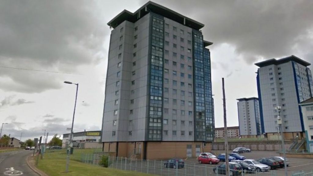 Three people hurt in tower block fire in Whitlawburn - BBC News