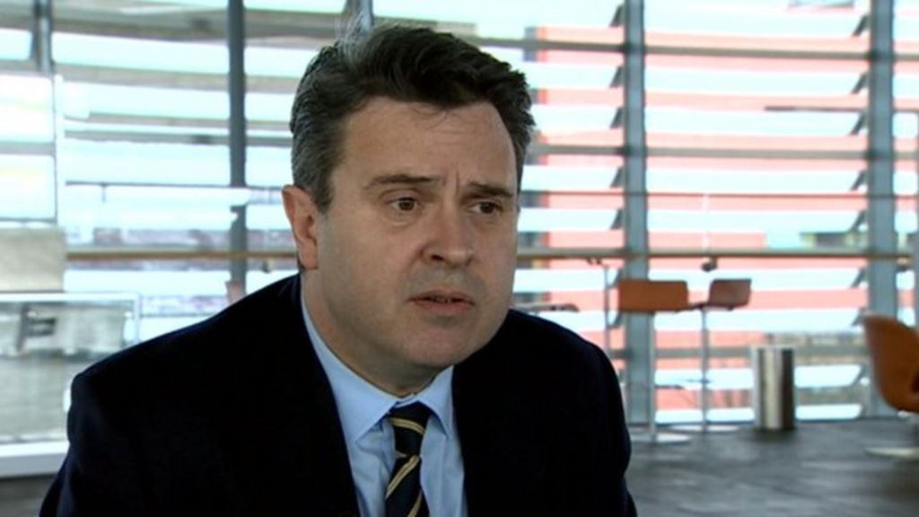 Estyn report is dose of realism, says minister Huw Lewis - BBC News