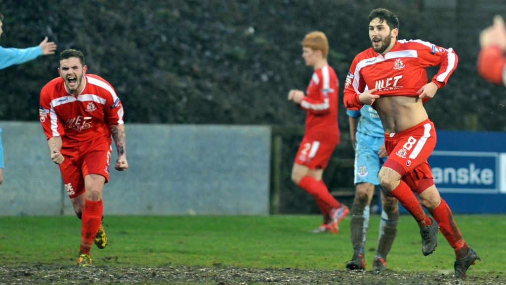 Sean Mackle strike earns win for Portadown against Ballymena - BBC Sport