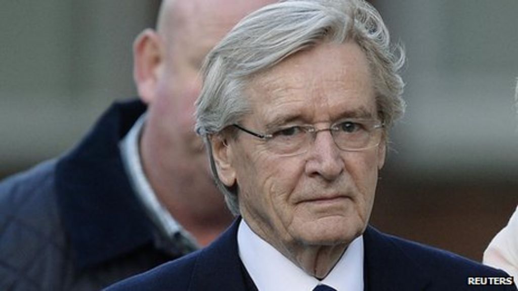 William Roache trial: Jury retires to consider verdict - BBC News