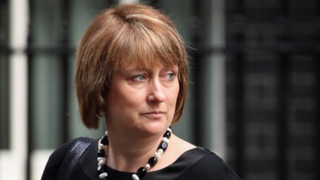 Jacqui Smith rules out Commons comeback in 2015 - BBC News
