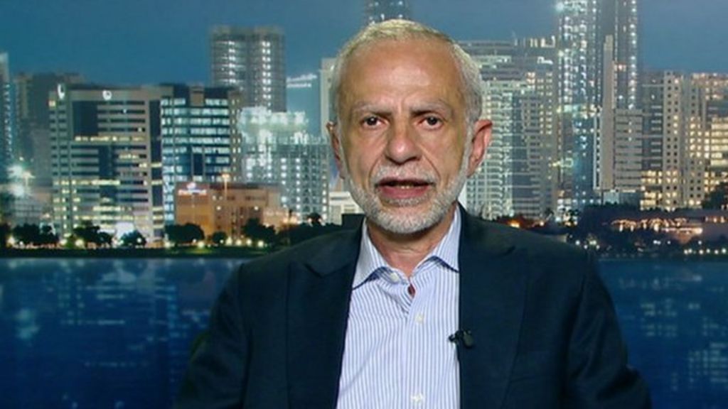 Al-Jazeera defends reporters detained in Egypt - BBC News