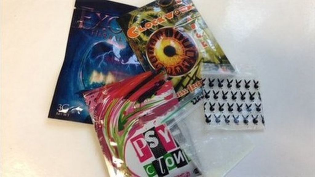 Students on the appeal of using legal highs - BBC News