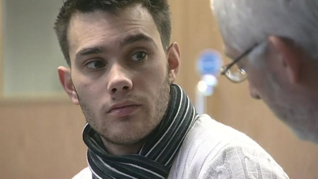 Triple amputee Alex Stringer designs picnic bench for disabled people ...