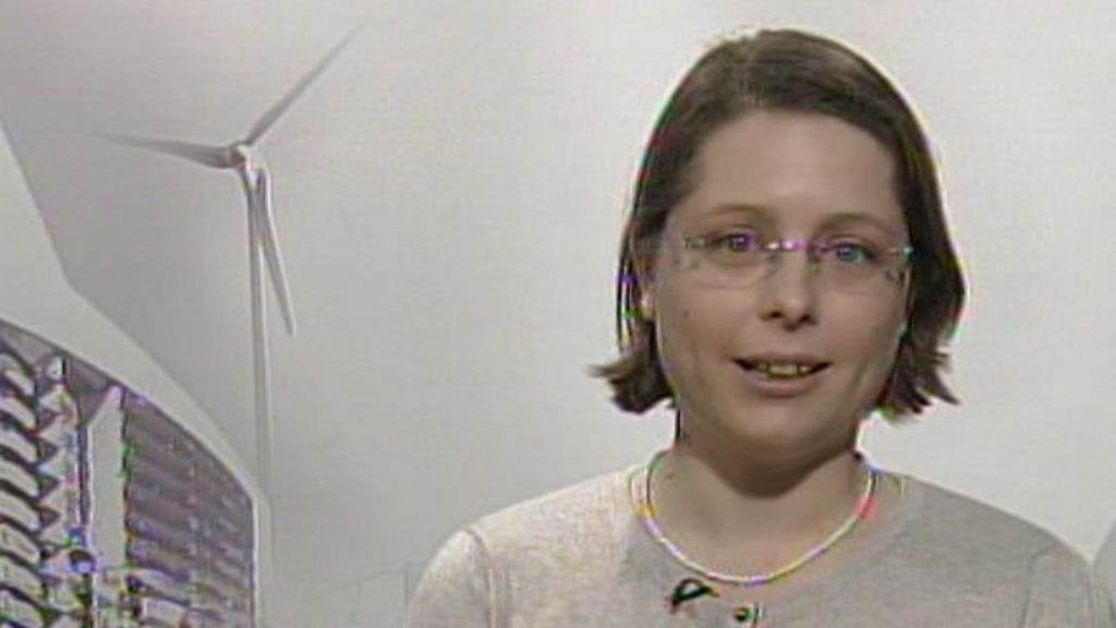 Somerset Levels flooding: Dr Hannah Cloke on dredging - BBC News