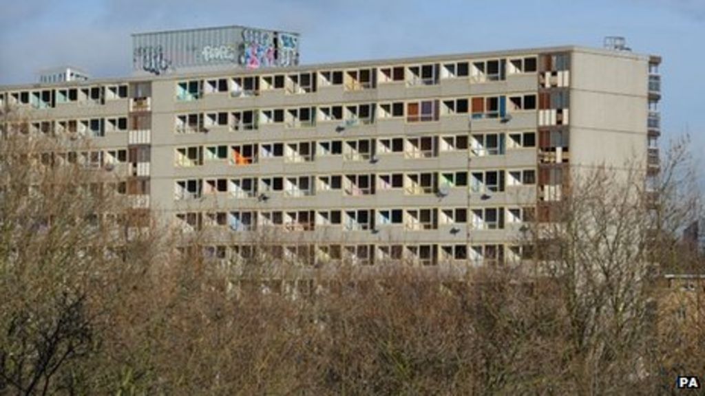 Heygate Estate demolition enters final stage - BBC News
