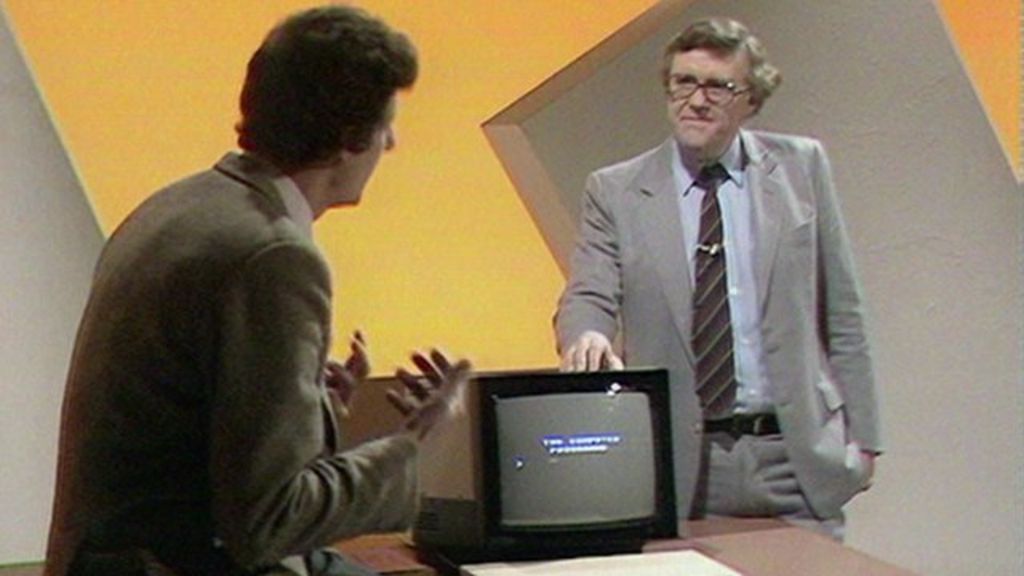 Ian McNaught-Davis on The Computer Programme - BBC News