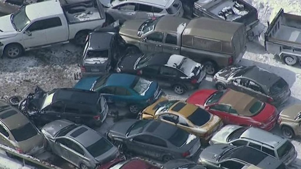 Toronto's Highway 400 sees 96-car pile-up - BBC News