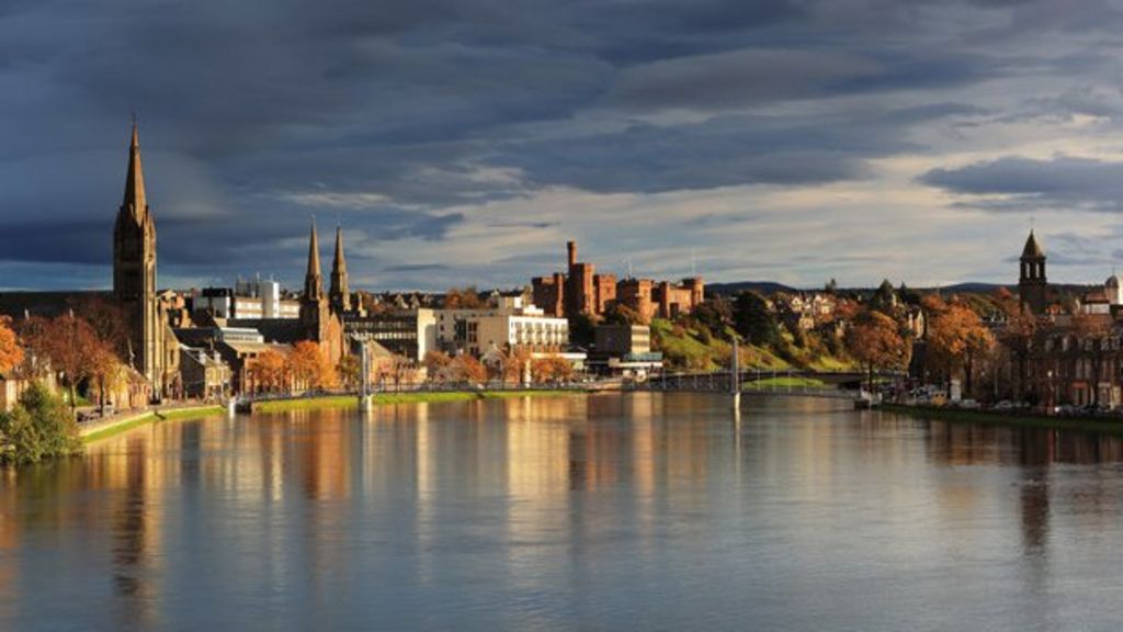 Inverness' young population 'attractive to business' - BBC News