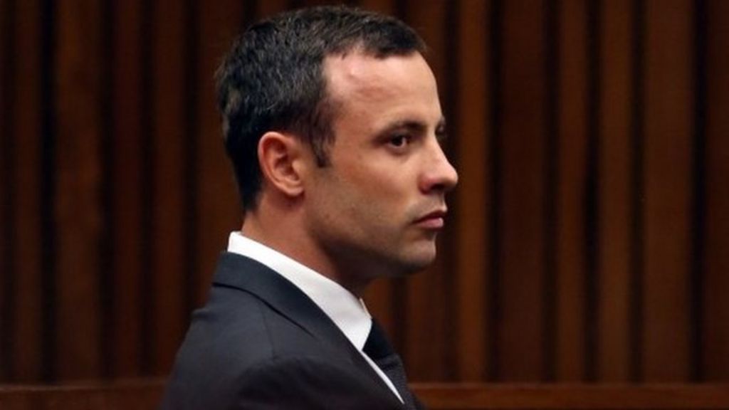 Pistorius trial: Ex-girlfriend gives evidence - BBC News