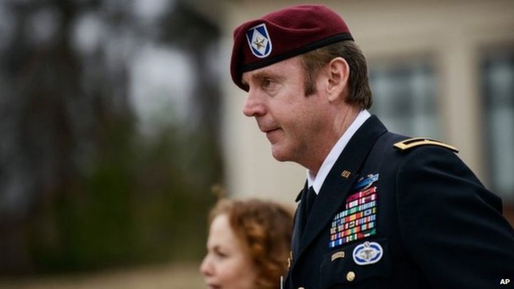 US Army General Jeffrey Sinclair faces assault accuser - BBC News