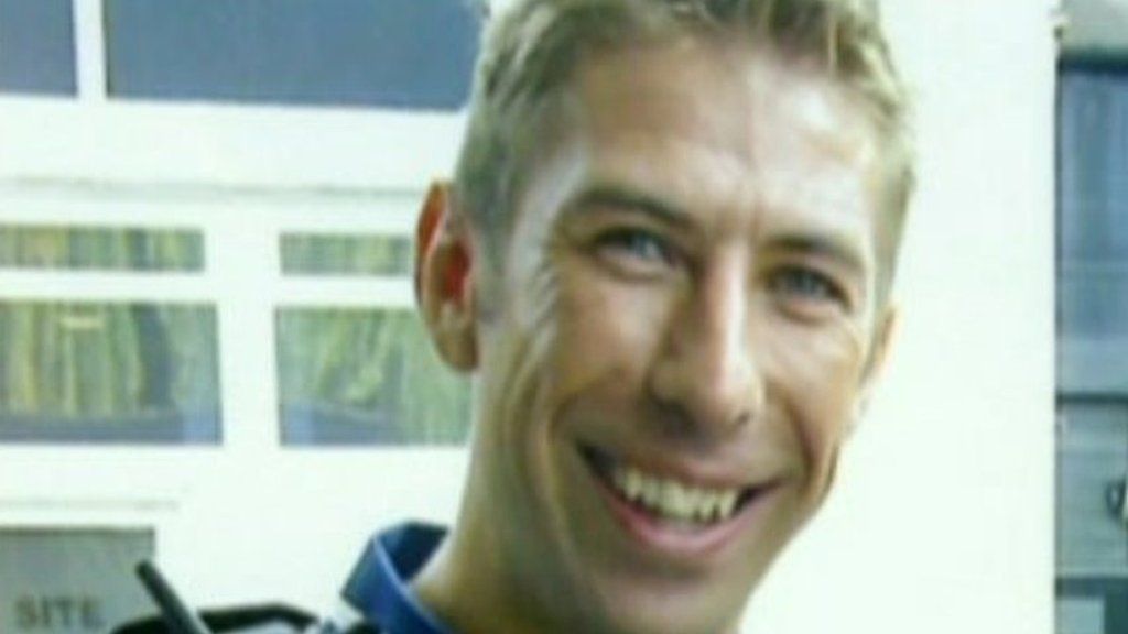 PC Ian Terry death: Family say justice 'unlikely' - BBC News