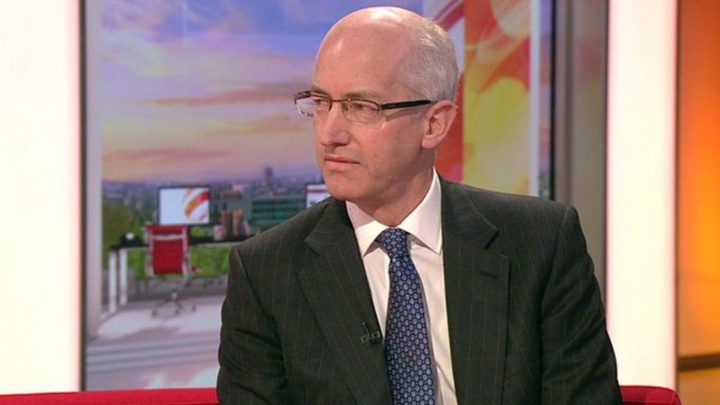 HS2: Extend first phase to Crewe, says Sir David Higgins - BBC News