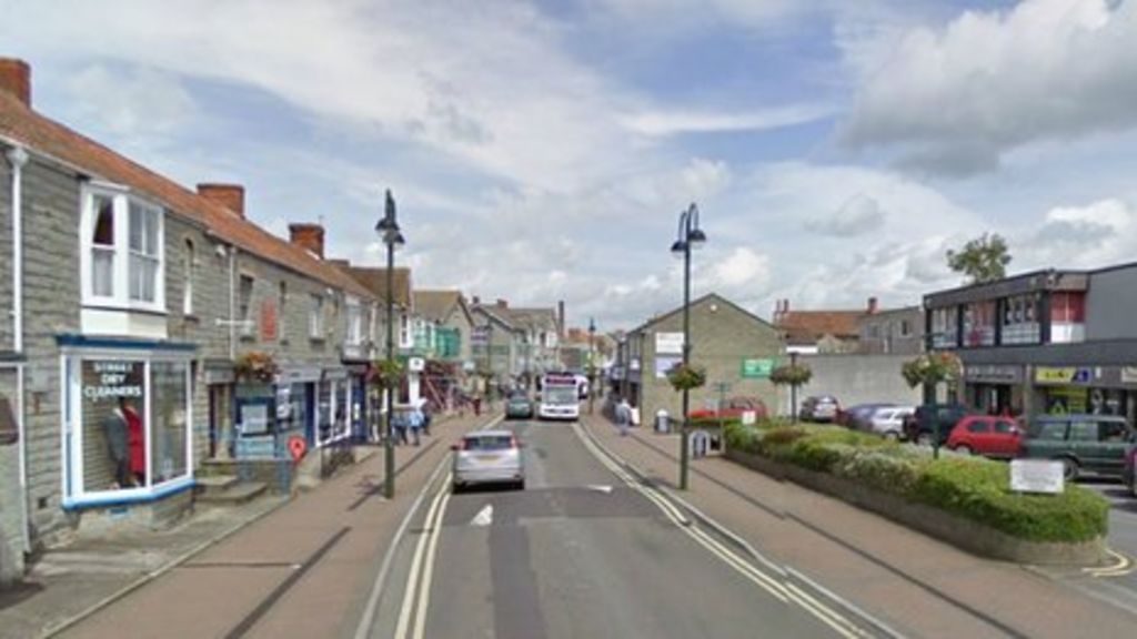 Mendip District Council hands back £500,000 to developer - BBC News