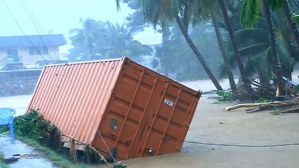 Deadly flash floods hit Solomon Islands' capital Honiara - BBC News