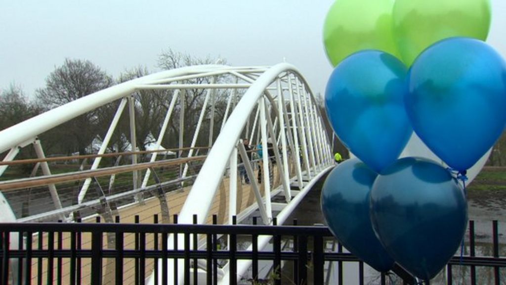 Sam Thompson bridge opens in east Belfast - BBC News