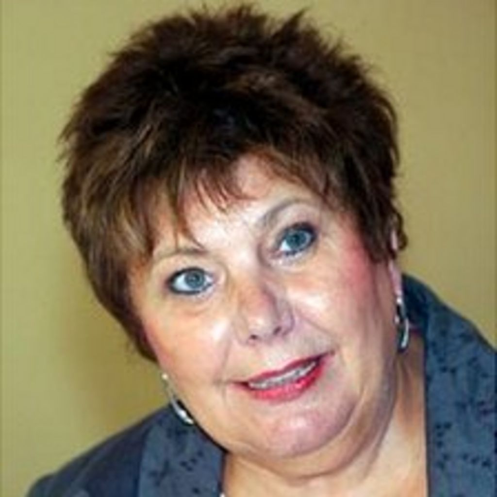 Marie Rimmer: Former St Helens council leader to stand as MP - BBC News