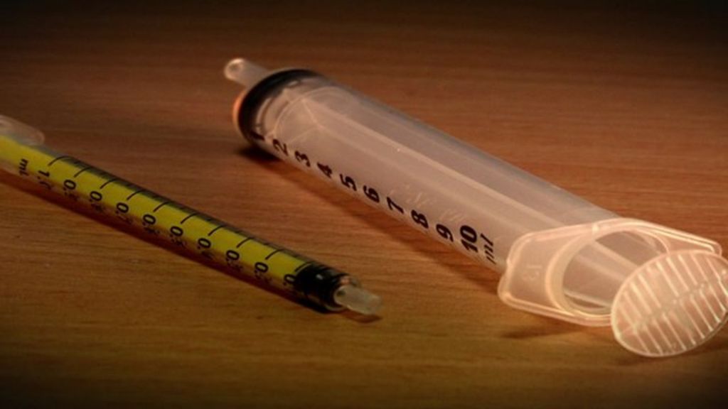 NICE urges greater action on steroids - BBC News