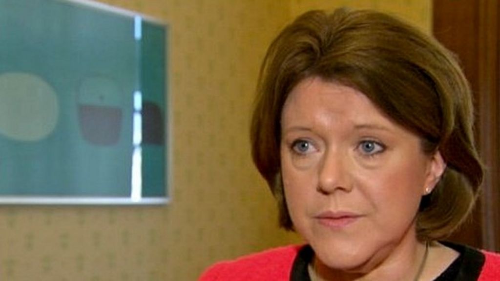 Maria Miller quits as culture secretary after expenses row - BBC News