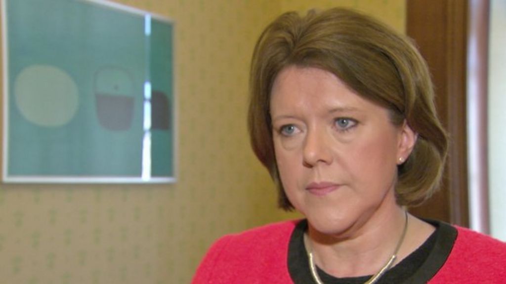 Maria Miller quits as culture secretary after expenses row - BBC News