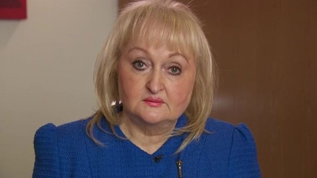 Hillsborough inquest: Jenni Hicks' tribute to daughters - BBC News