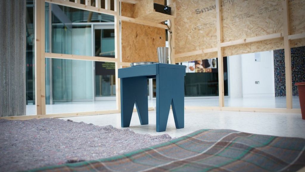 Nelson Mandela prison cell re-created in Coventry - BBC News