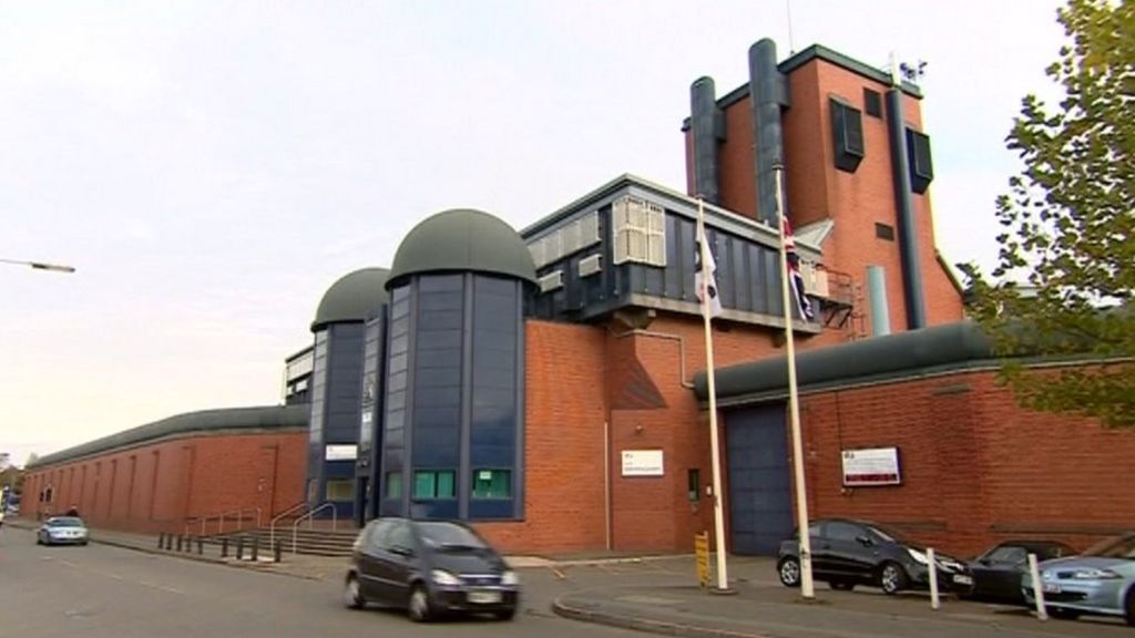 West Midlands prisons staffing at 'crisis level' - BBC News