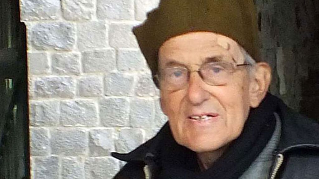 Frans van der Lugt: A Dutch priest in Homs - BBC News