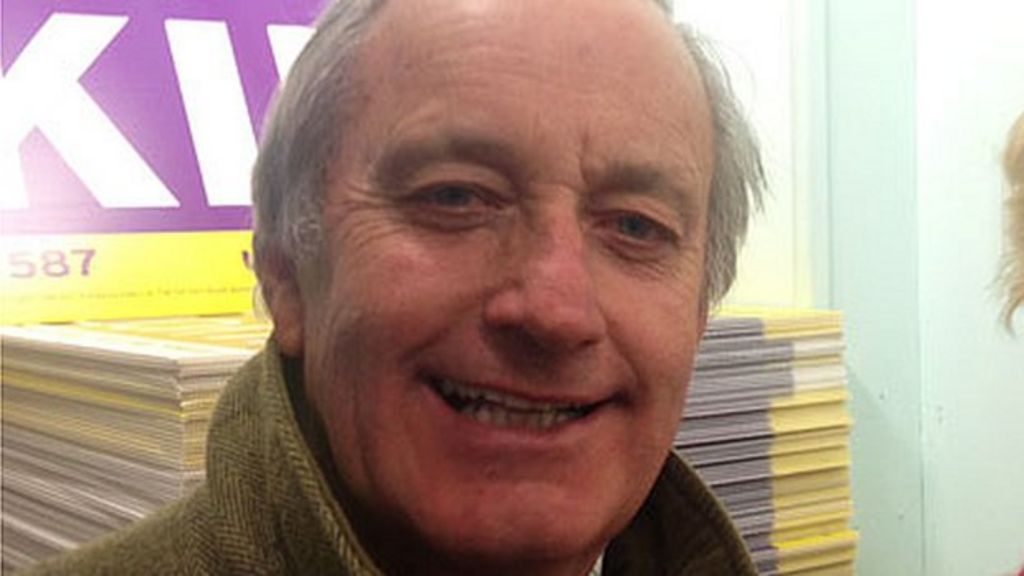 UKIP attracts 'decent' BNP voters, says Neil Hamilton - BBC News