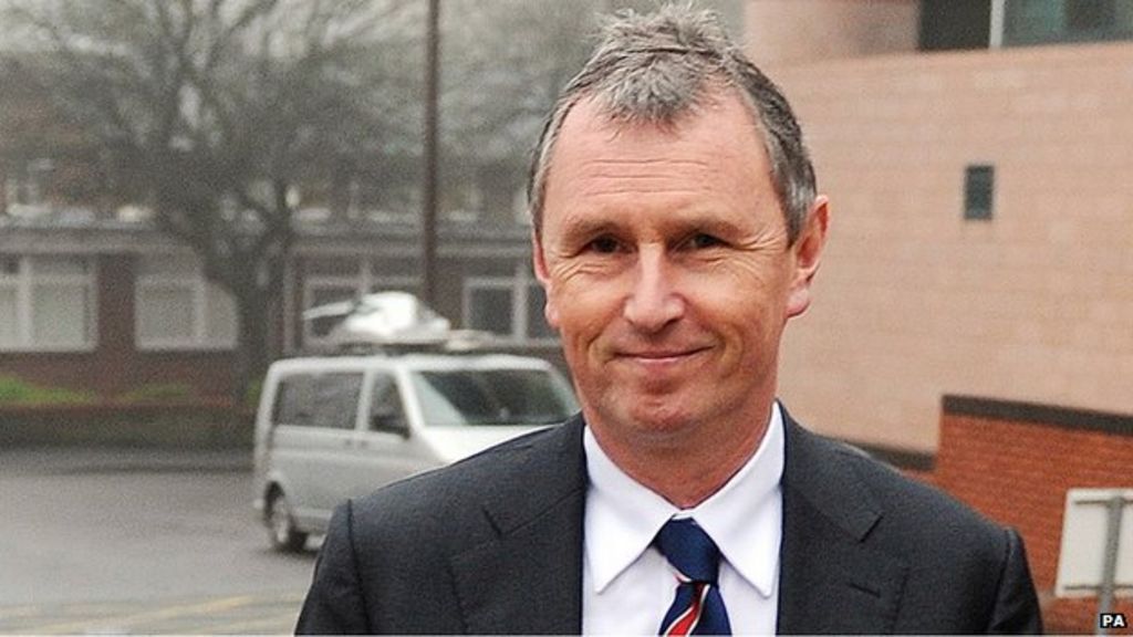 MP Nigel Evans rejoins Conservatives - BBC News