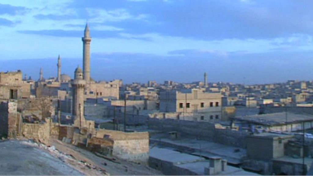 Archive footage shows Aleppo before the destruction - BBC News