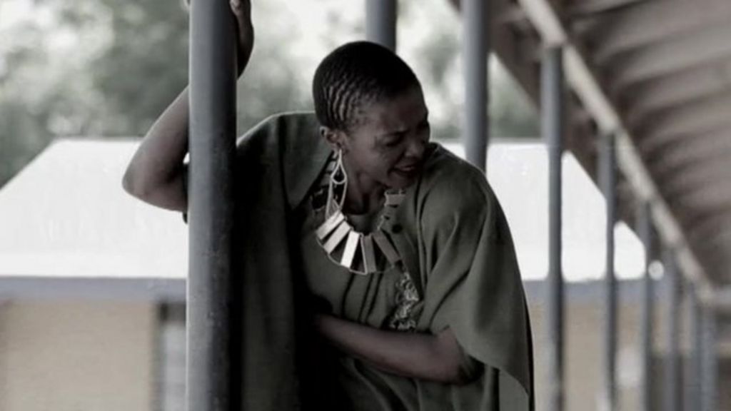 South African singer Simphiwe Dana's tribute to Marikana shootings ...