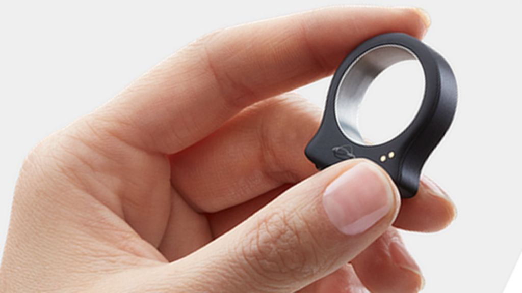 Nod smart ring is a wearable remote control - BBC News