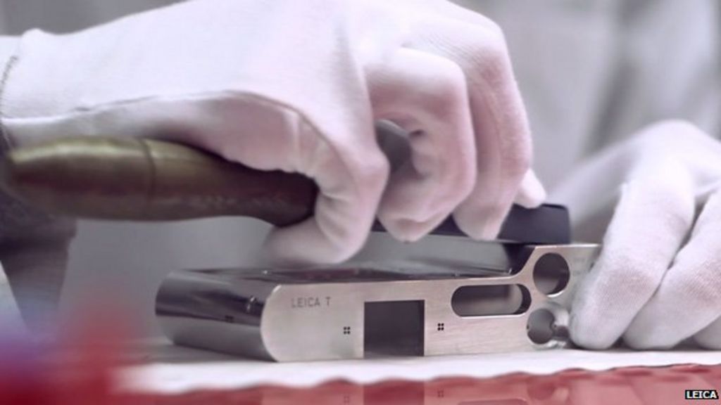 Ad breakdown: Has Leica made the most boring advert ever? - BBC News