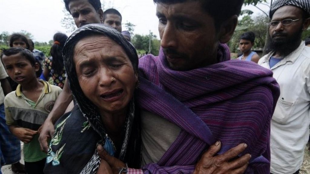 In pictures: Assam violence - BBC News