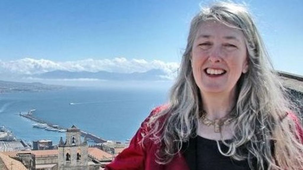 Prof Mary Beard 'undeterred' by social media trolling - BBC News